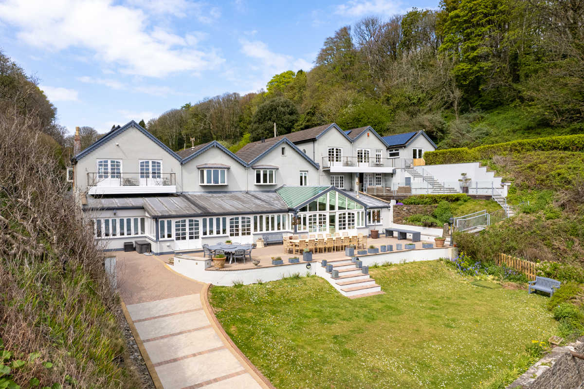 Waterwynch House | Holiday Home in Waterwynch, Tenby | Coastal Cottages
