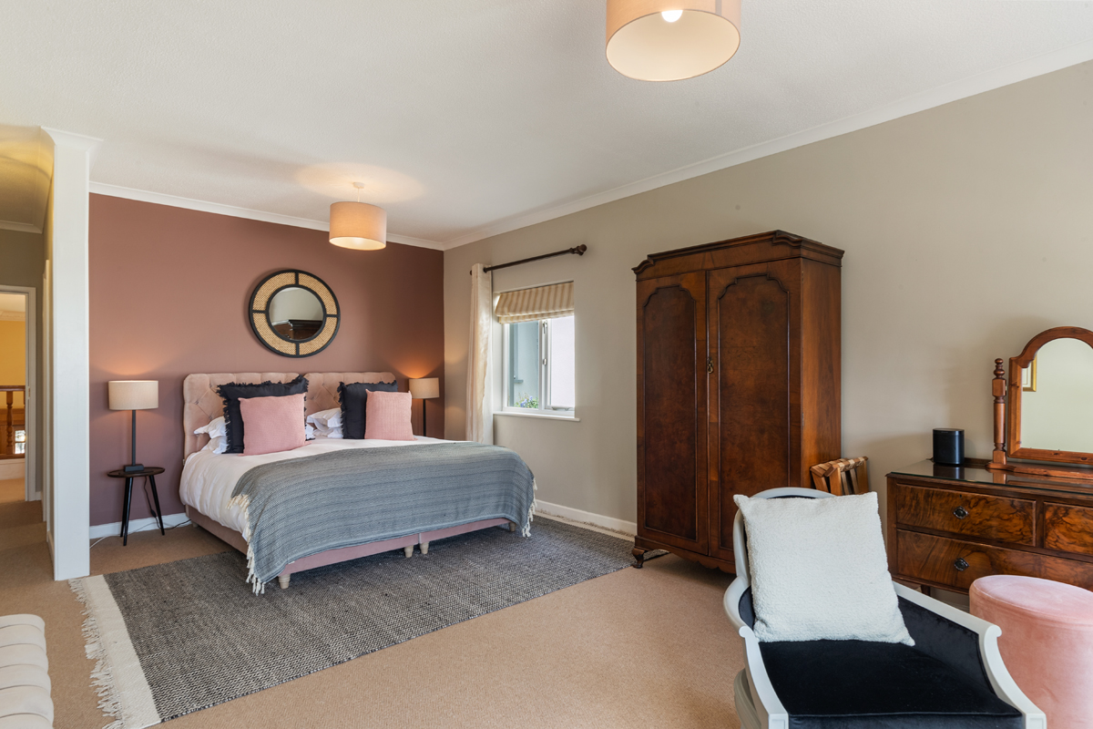 Waterwynch House | Holiday Home in Waterwynch, Tenby | Coastal Cottages