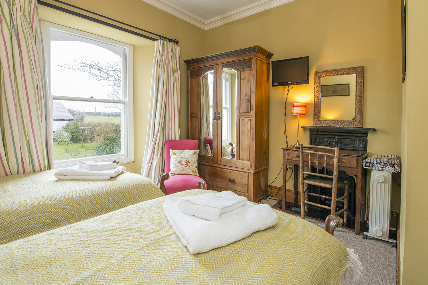 Glebe House | Holiday Cottage in Nolton Haven | Coastal Cottages