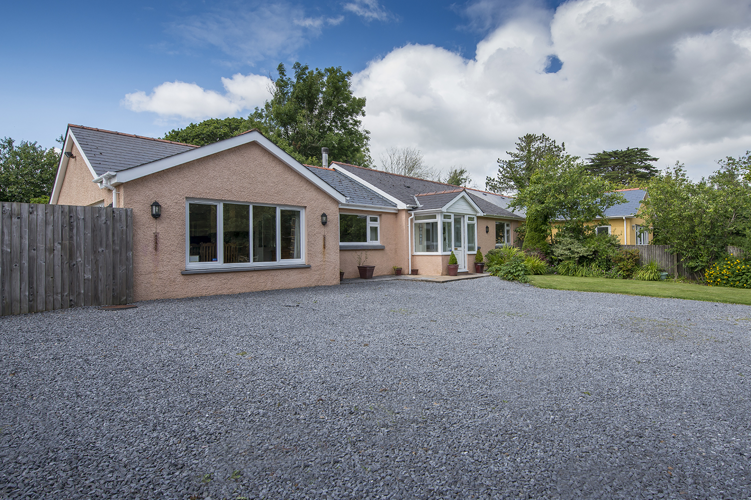 1 Homecroft Bungalows | Holiday Cottage in Saundersfoot | Coastal Cottages