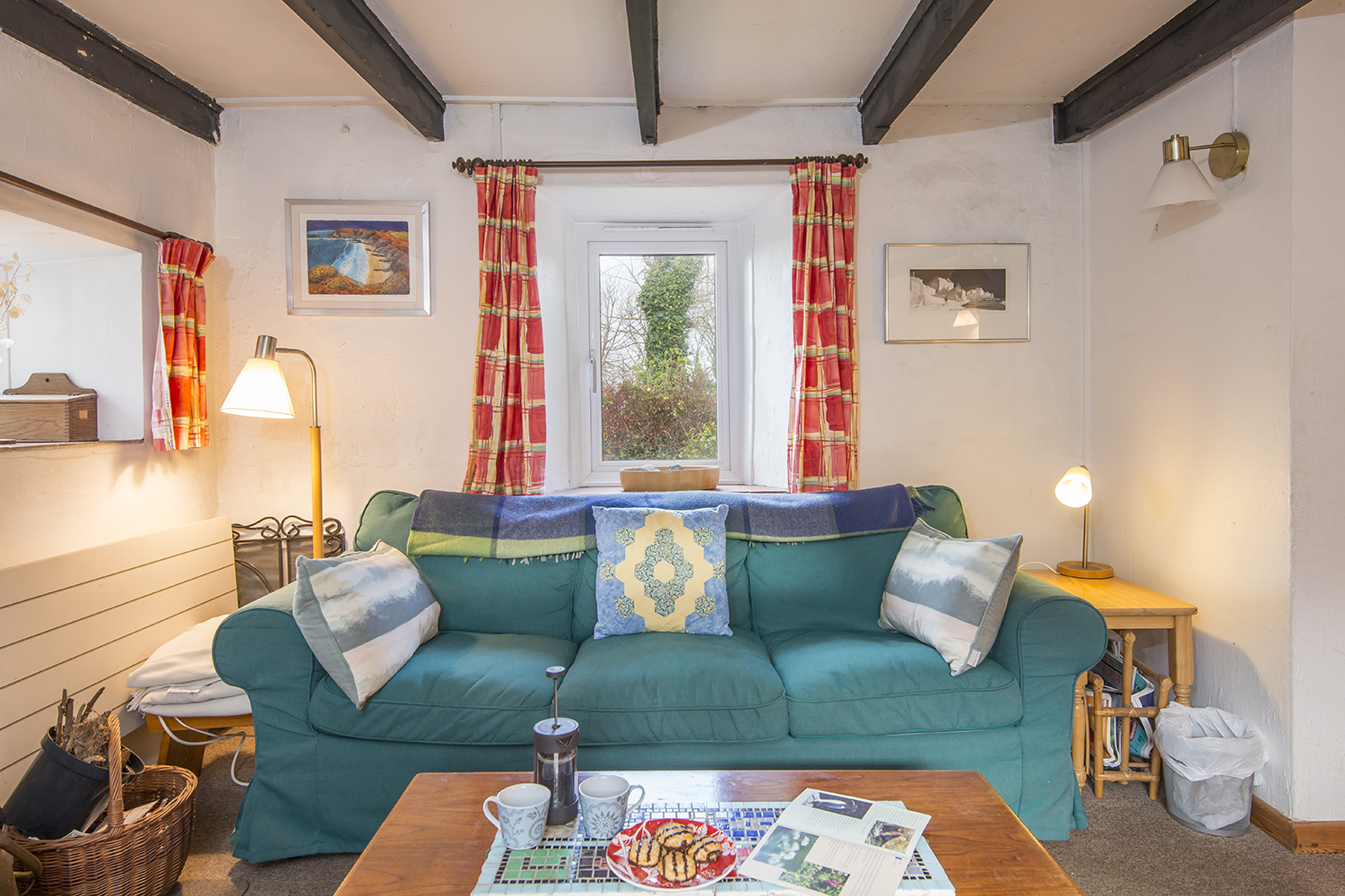 1 Caerau Isaf | Holiday Cottage in Aberfelin Bay | Coastal Cottages