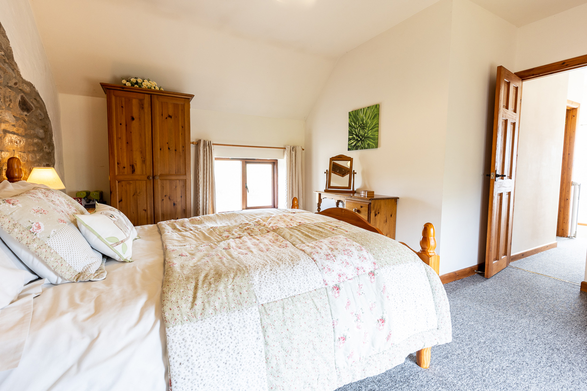 Coachmans Cottage | Holiday Cottage in Nr St Brides | Coastal Cottages