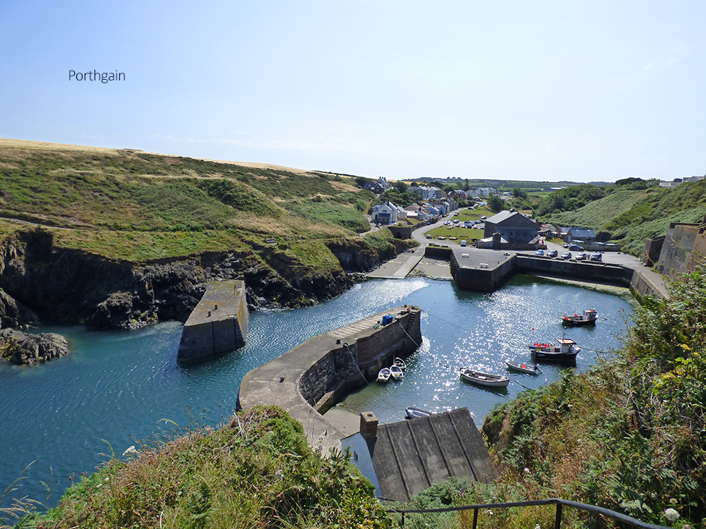 Felin Fach | Holiday property in Llandeloy | Coastal Cottages