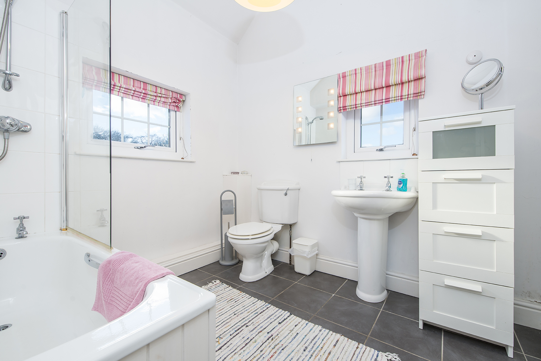 Llanmill Cottage | holiday home in Llanmill, Nr Narberth | Coastal Cottages